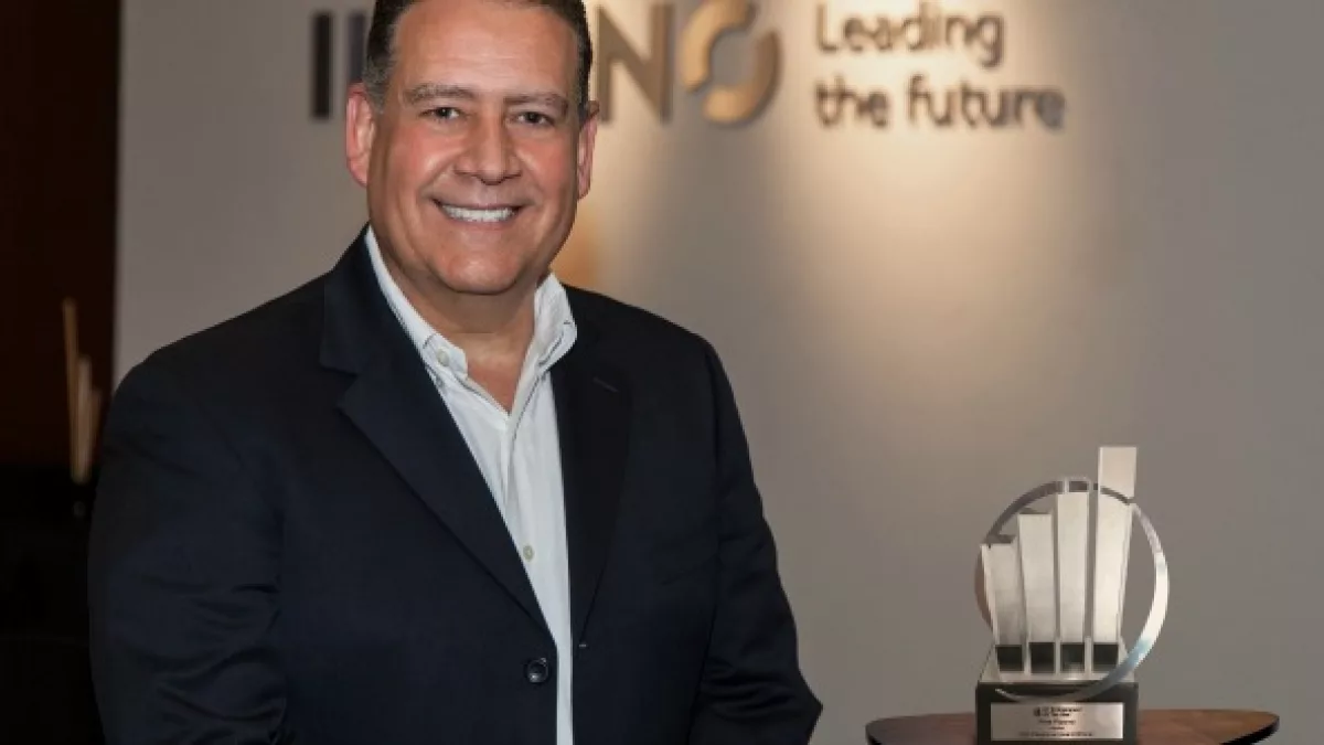 CEO de Ilumno, fue premiado como el Empresario del Año por Ernst & Young
